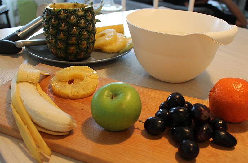 Hedelmäsalaatti – herkullinen jälkiruoka arkeen ja juhlaan – VOIMAPUU